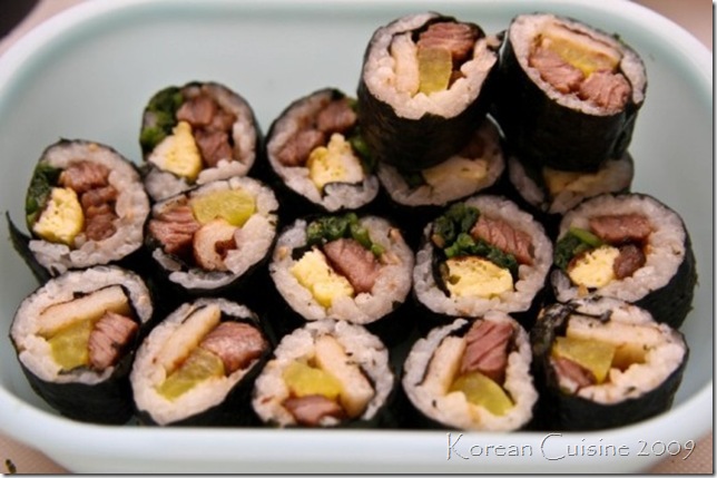 Korean Cuisine: Mini-kimbap for the Kiddos